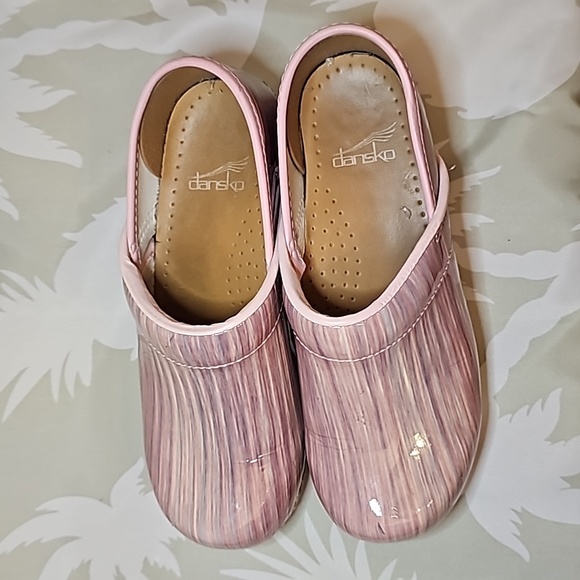 Dansko | Shoes | Dansko Glossy Pink Stripe Professional Clogs Shoes ...
